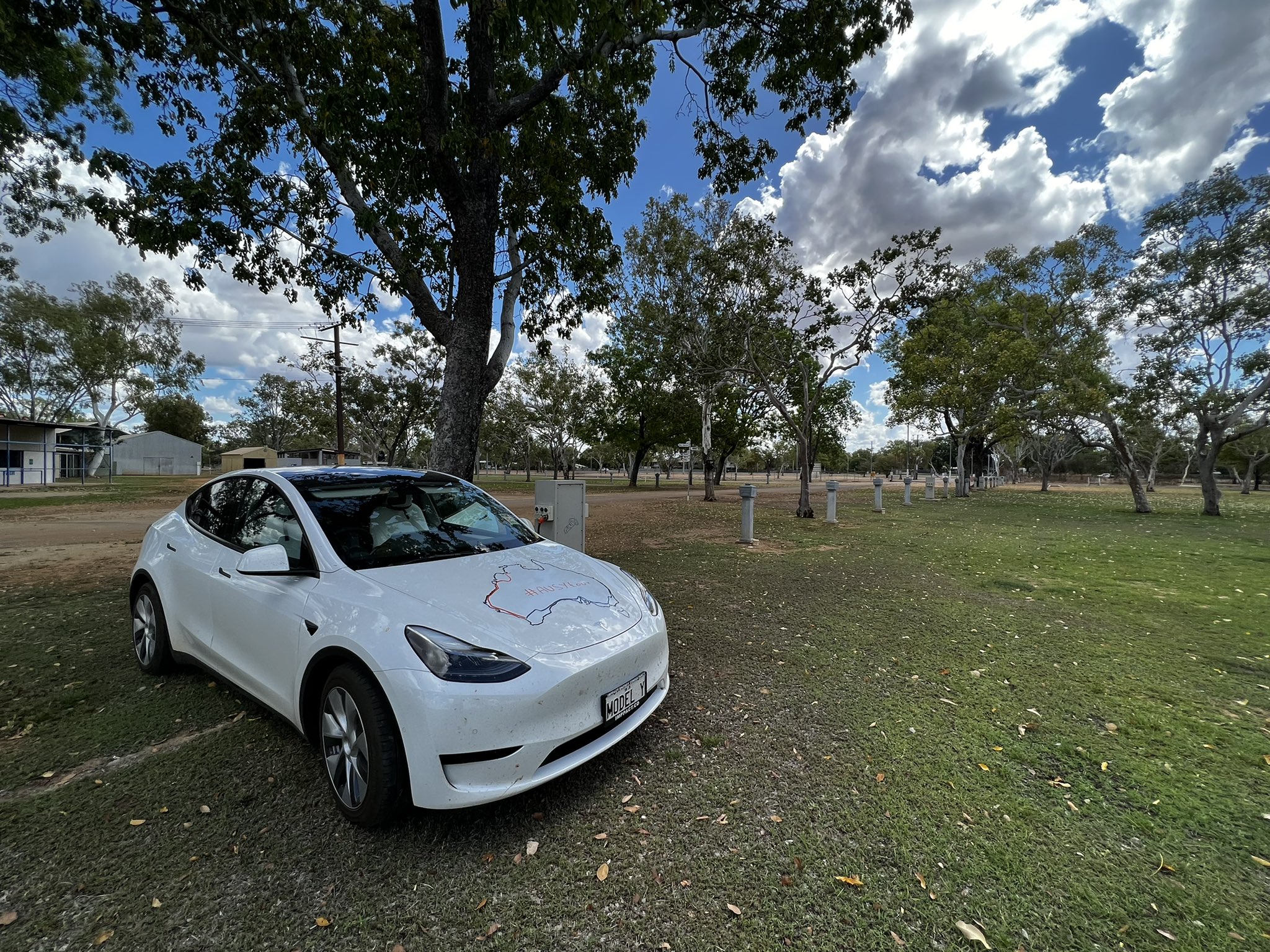 Australian Y Tour – Two Brand New Model Ys around the country at once ...